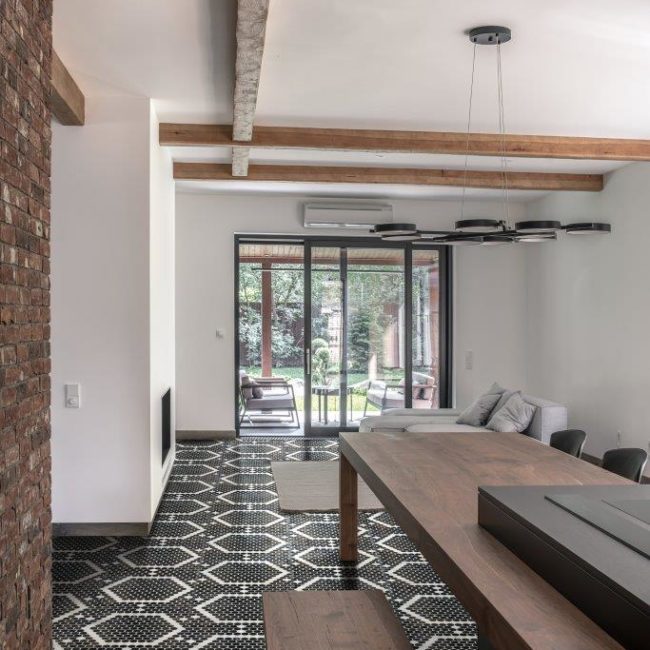 Stanton Exchange - MAISON
